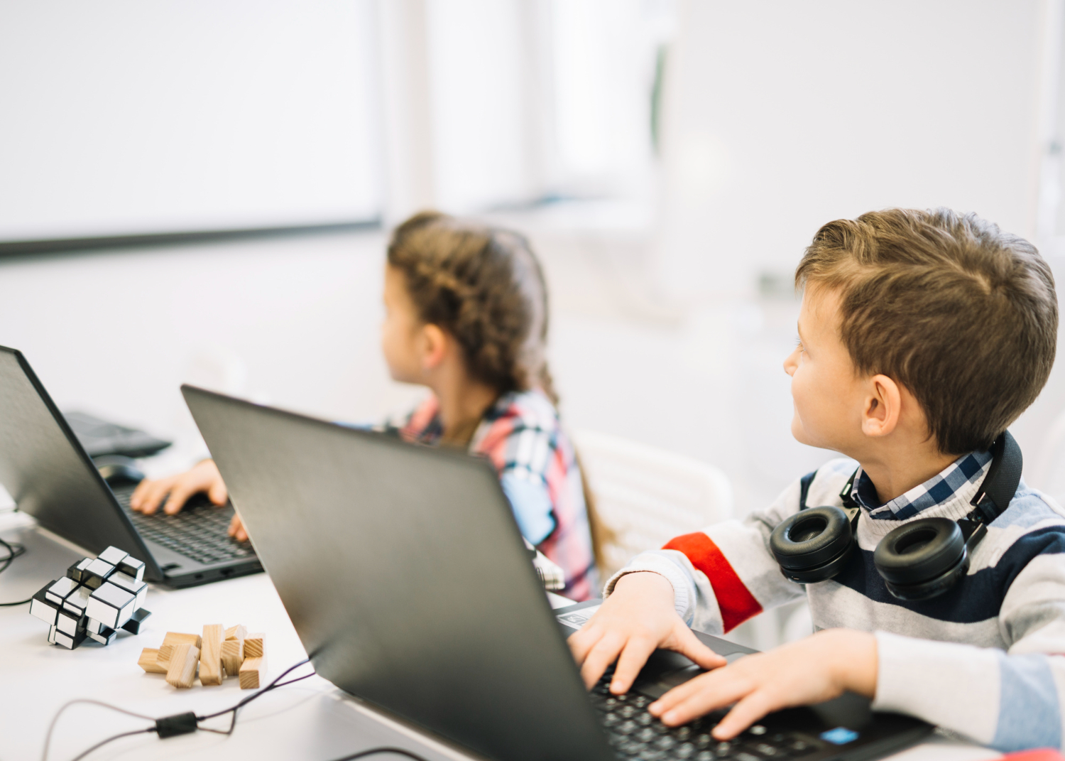 Empowering the Next Generation: Why Kids Should Learn to Code – Global leaders in E learning ...